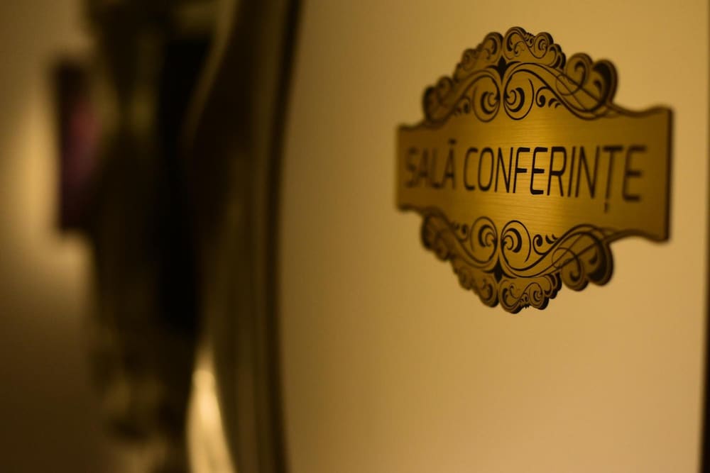 LA ROCCA BOUTIQUE, CRAIOVA